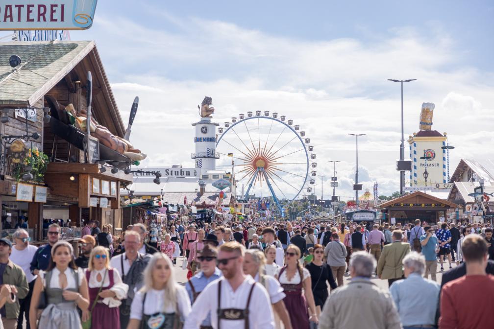 Opening hours of the Munich Oktoberfest from 20.9 to 5.10 2025 ...