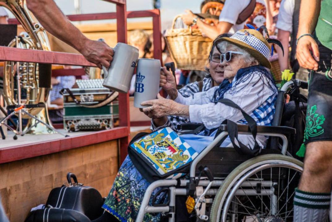 Barrierefreie Wiesn: Das Oktoberfest für Gäste mit Handicap ...