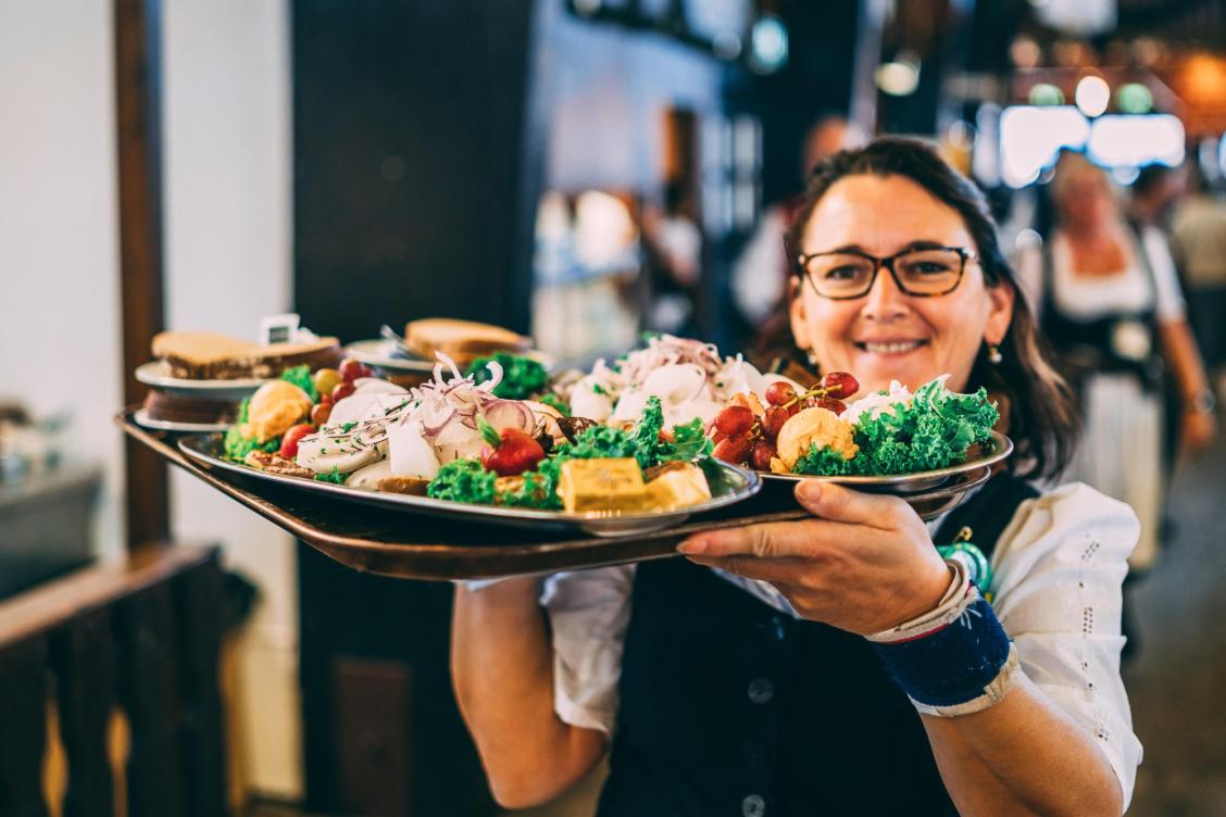 Rund ums Essen und Trinken auf dem größten Volksfest der Welt - Oktoberfest.de