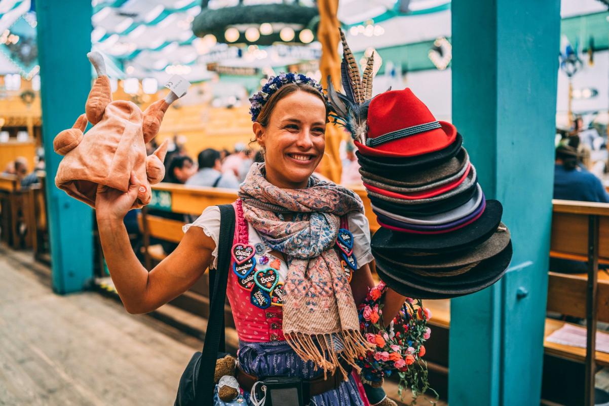 So bekommen Sie einen Job auf dem Oktoberfest in München - Oktoberfest.de