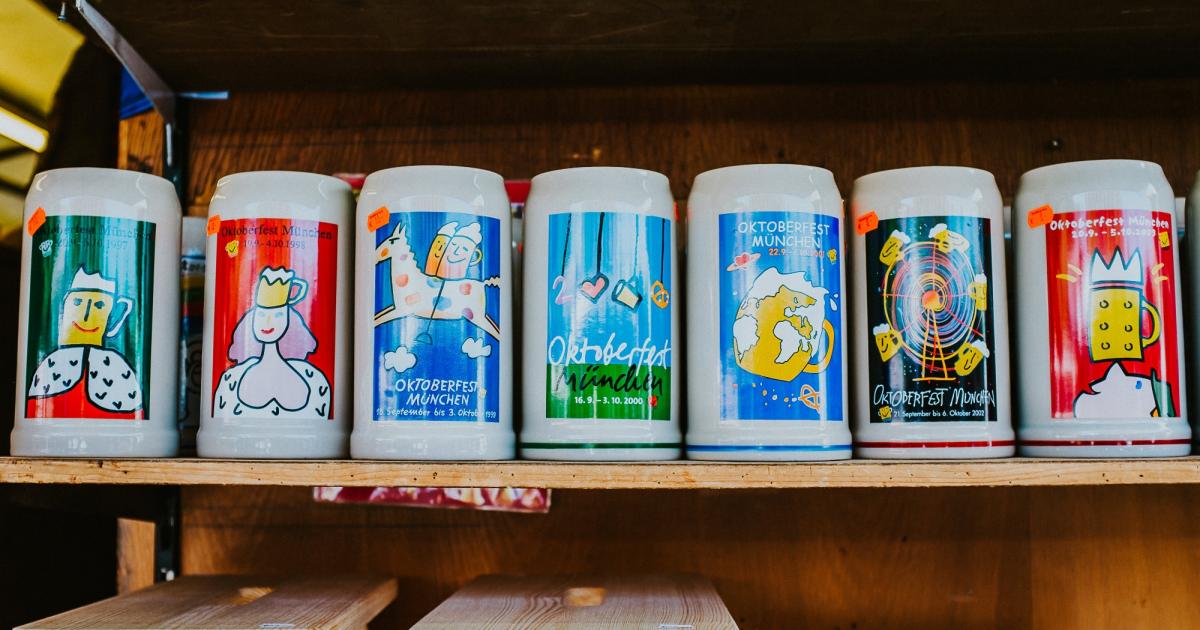 How is the official Oktoberfest beer stein made? - Oktoberfest.de